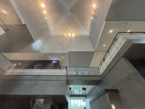 【視察レポート1】YKK AP30ビル・黒部製造所・YKK AP技術館 - ハウス・ベース株式会社